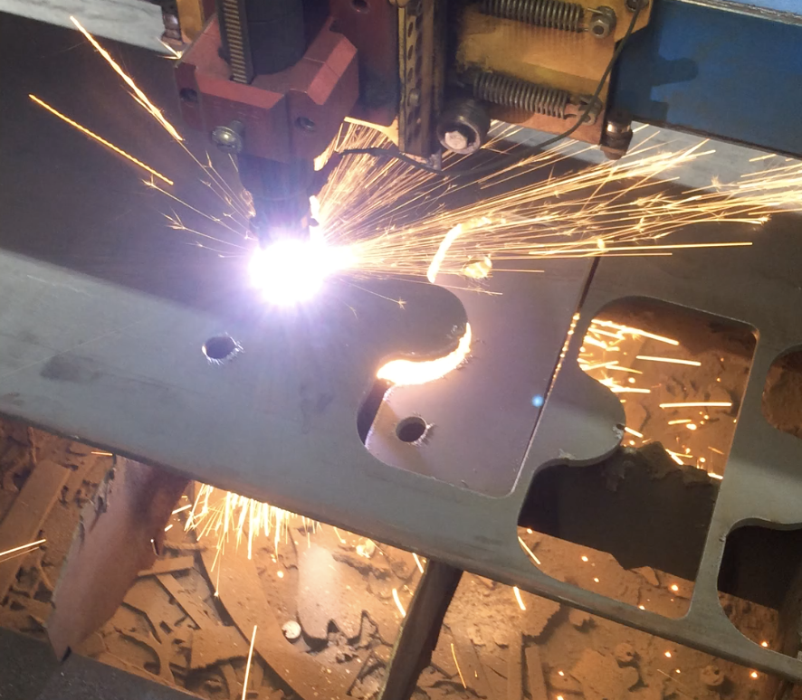 Benefits of Plasma Cutting for Metalworking Businesses - Your Fab Shop